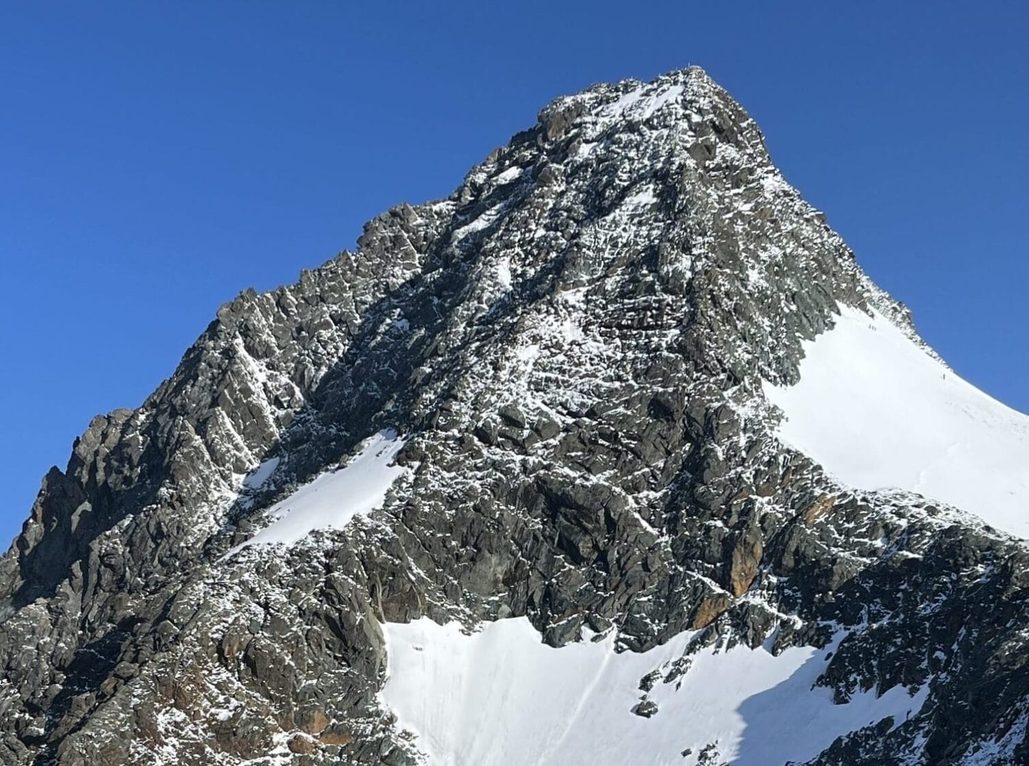 Climbing the Grossglockner: Two Routes – the Normal Route and the Stüdlgrat